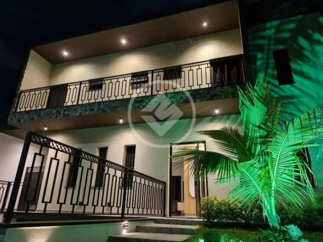 Casa à venda em Taubaté no Bairro Quiririm no Condomínio Lilian Shineider 3 Dormitórios Sendo 2 Su