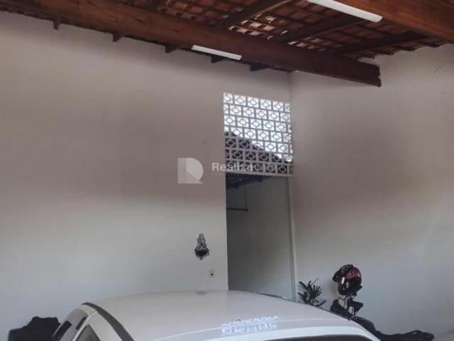 Casa à venda em Taubaté, Piracangaguá, com 2 quartos, com 135 m²