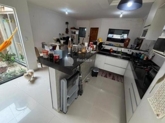 Casa à venda em Taubaté, Piracangaguá, com 2 quartos, com 169 m²