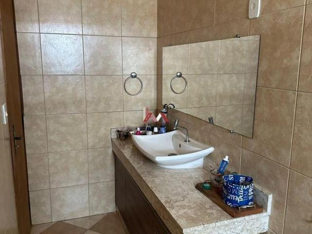 Casa à venda em Taubaté SP: 2 quartos, 1 sala, 2 banheiros, 3 vagas de garagem, 117,00 m² no Jardim