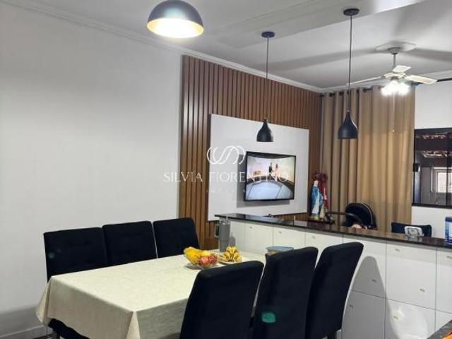 Casa à venda em Taubaté SP: 2 quartos, 1 suíte, 1 sala, 3 banheiros, 1 vaga, 64m² na Chácara Fonte I