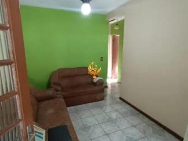 Casa à venda em Taubaté SP: 2 quartos, sala, banheiro e 2 vagas no Residencial Sítio Santo Antônio