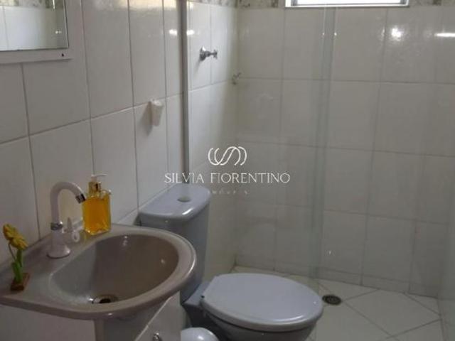 Casa à venda em Taubaté SP, Esplanada Santa Terezinha: 2 quartos, 1 sala, 1 banheiro, 1 vaga de gara