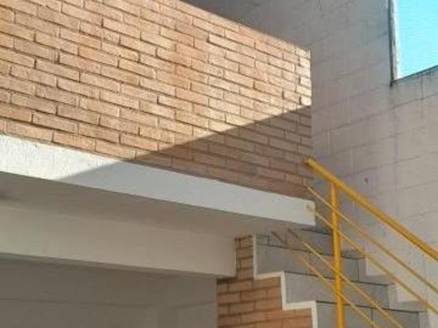 Casa à venda em Taboão da Serra SP, Jardim Santa Rosa: 3 quartos, 1 suíte, 2 salas, 3 banheiros, 2 v