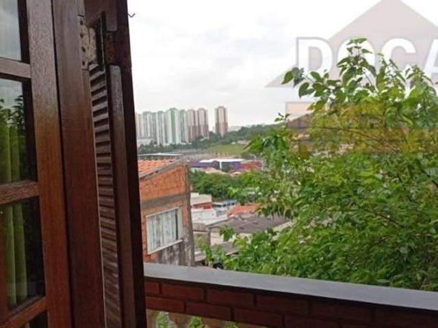 Casa à Venda em Taboão da Serra SP 4 Quartos, 1 Suíte, 2 Salas, 4 Banheiros e 3 Vagas na Cidade In
