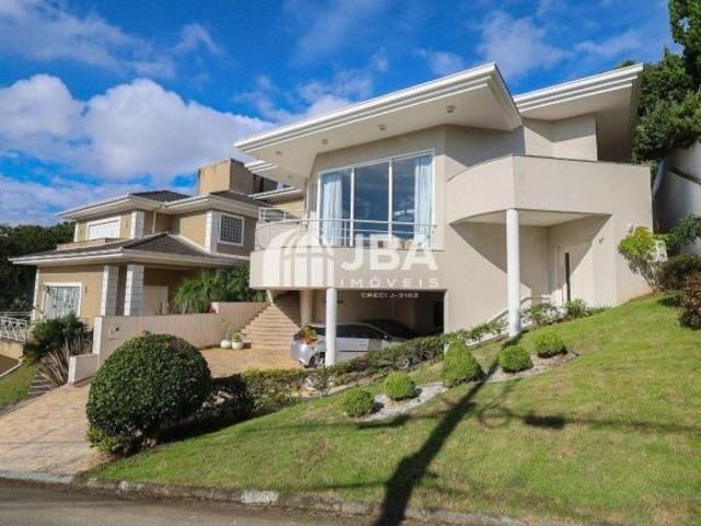 Casa à venda em Taboão