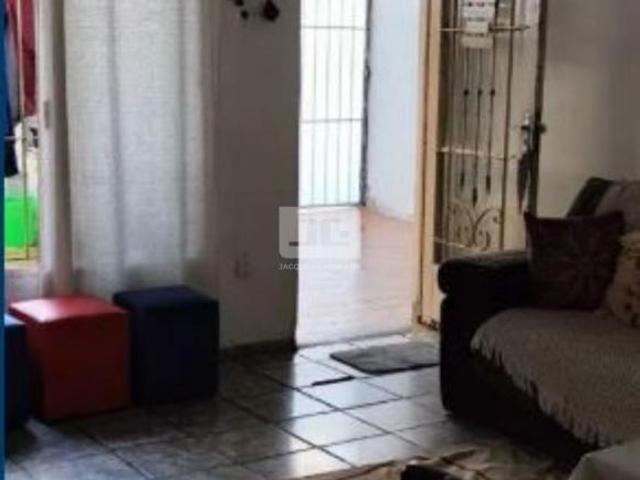 Casa à venda em Taboão
