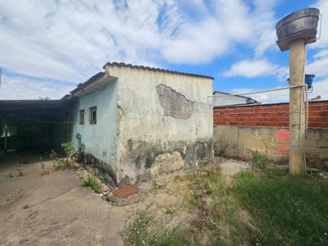 Casa à venda em Taguatinga Norte
