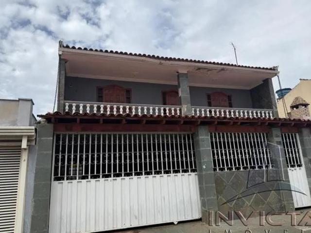 Casa à venda em Taguatinga Norte