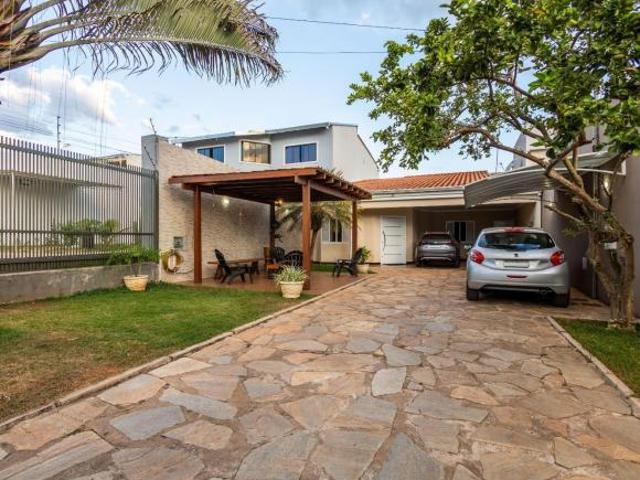 Casa à venda em Taguatinga Norte