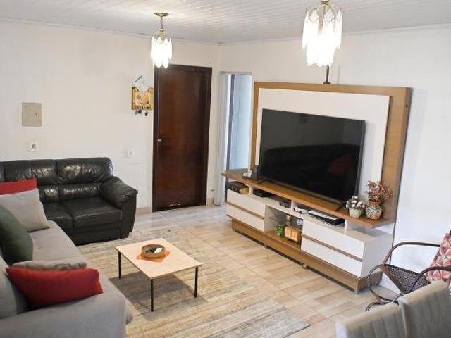 Casa à venda em Taguatinga Norte – Excelente oportunidade com imóvel nos fundos