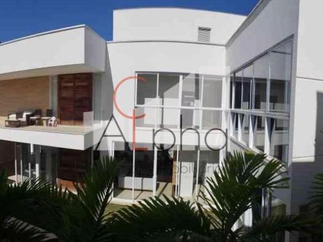 Casa à venda em Tamboré