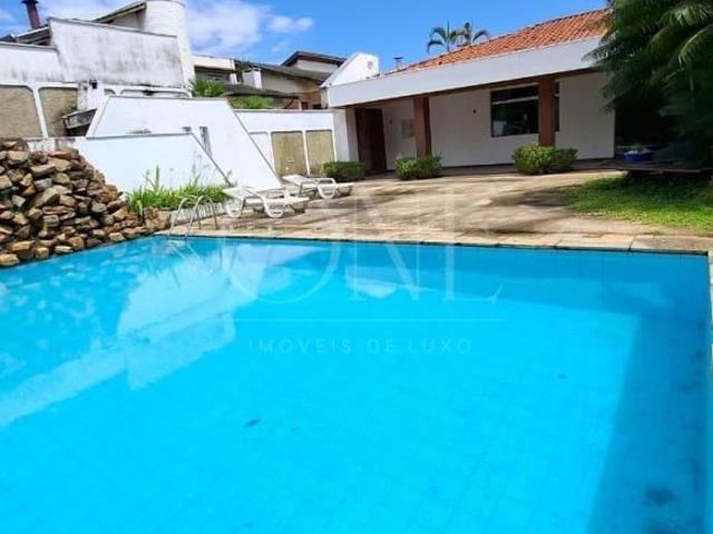 Casa à venda em Tamboré
