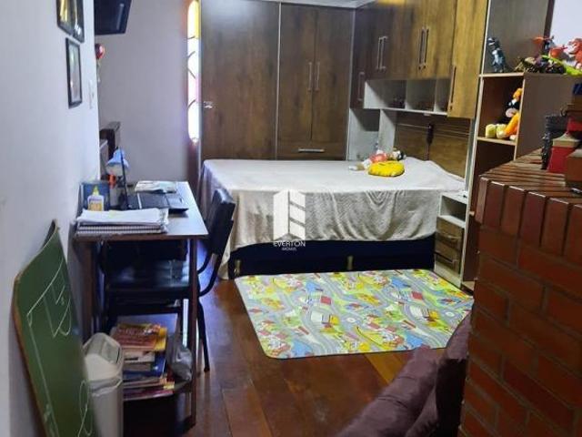 Casa à venda em Tancredo Neves