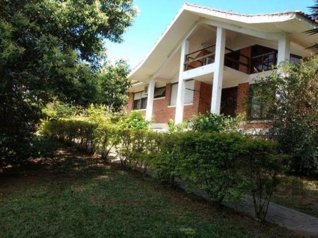 Casa à venda em Tarumã