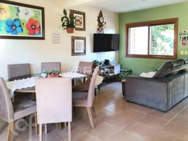 Casa à venda em Teresópolis com 79 m², 2 quartos, 2 vagas