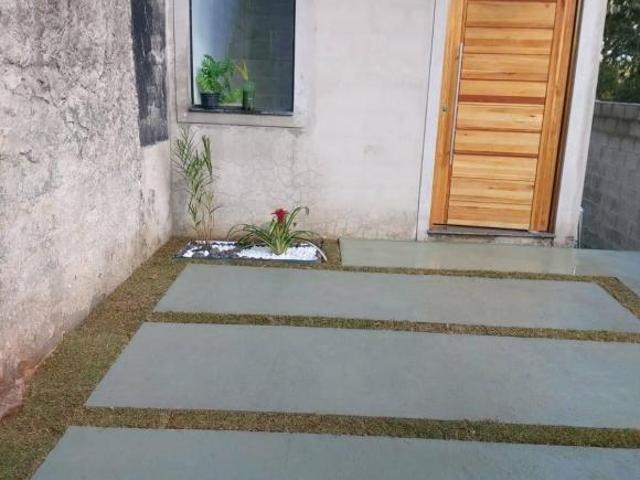 Casa à venda em Terra Preta | com 2 dormitórios