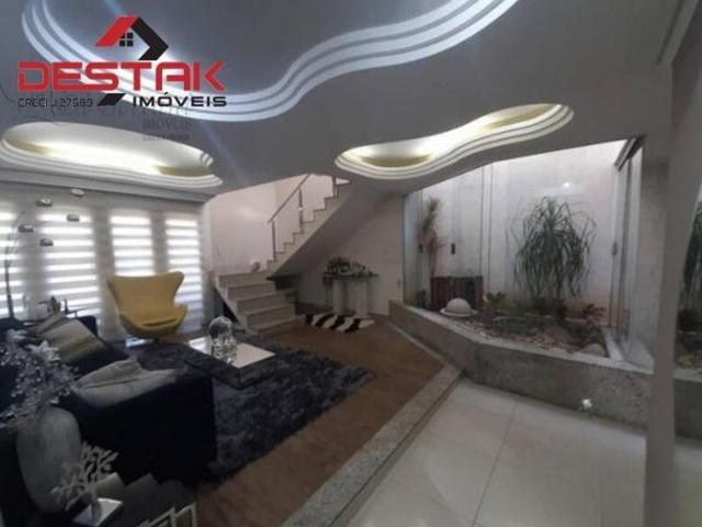 Casa a Venda em terreno de 430,00m², próxima ao Jundiaí Shopping!