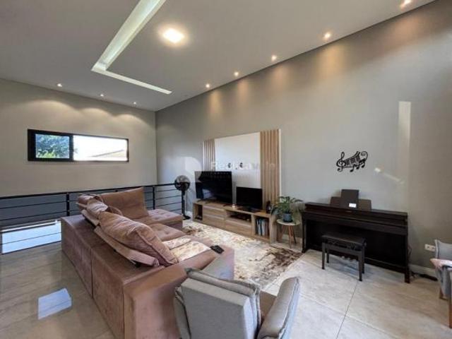 Casa à venda em Tremembé,com 3 quartos, com 175 m², Pinheiros de Tremembé