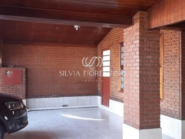 Casa à venda em Tremembé SP: 3 quartos, 1 sala, 2 banheiros, 1 vaga de garagem, 110m² no Jardim dos
