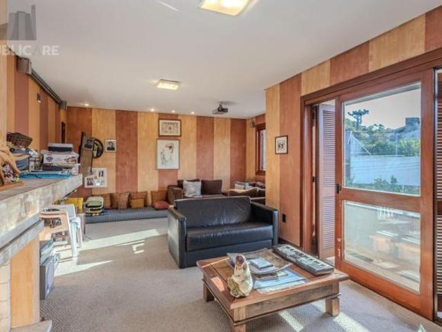Casa à venda em Três Figueiras