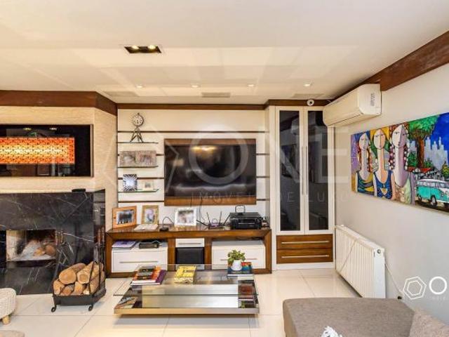 Casa à venda em Três Figueiras