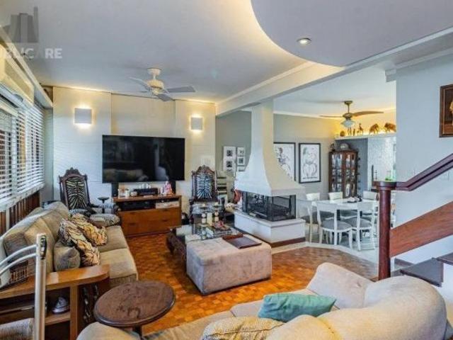 Casa à venda em Tristeza