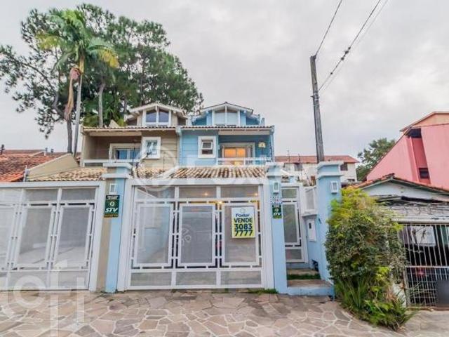 Casa à venda em Tristeza com 150 m², 4 quartos, 2 suítes, 3 vagas