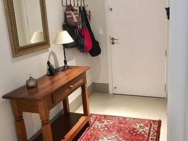Casa à venda em Tristeza com 274 m², 3 quartos, 3 suítes, 4 vagas