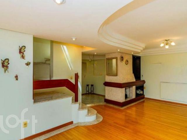 Casa à venda em Tristeza com 216 m², 3 quartos, 1 suíte, 2 vagas