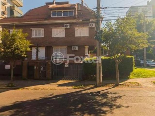 Casa à venda em Tristeza com 229 m², 2 quartos, 1 suíte, 2 vagas