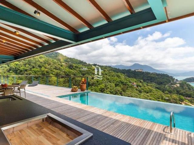 Casa à venda em Ubatuba