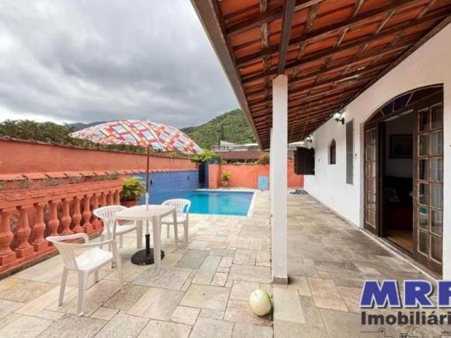 Casa à venda em Ubatuba. Sertão da Quina