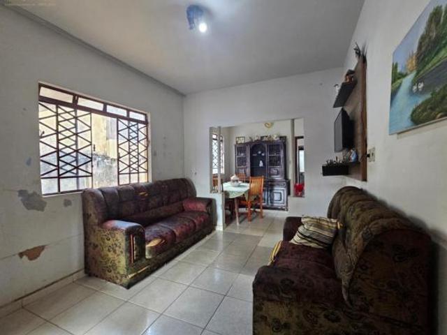 Casa a venda em Uberaba Bairro estados Unidos