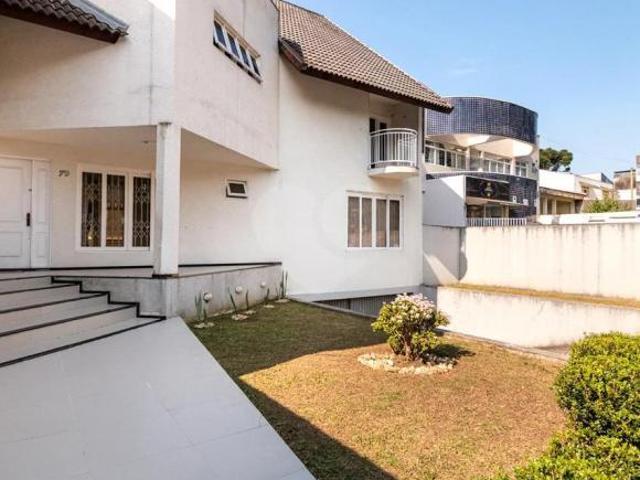 Casa com 4 quartos e 400 m² à venda em Uberaba, Curitiba