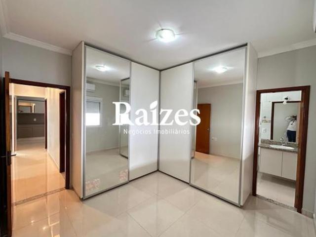 Casa à venda em Uberlândia Chácaras Tubalina e Quartel – 170 m² úteis, 250 m² de terreno