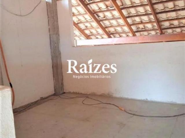 Casa à venda em Uberlândia Custódio Pereira – 3 quartos, 1 suíte, varanda gourmet
