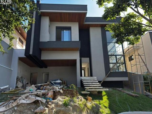 Casa à venda em Urbanova