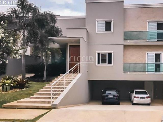 Casa à venda em Urbanova