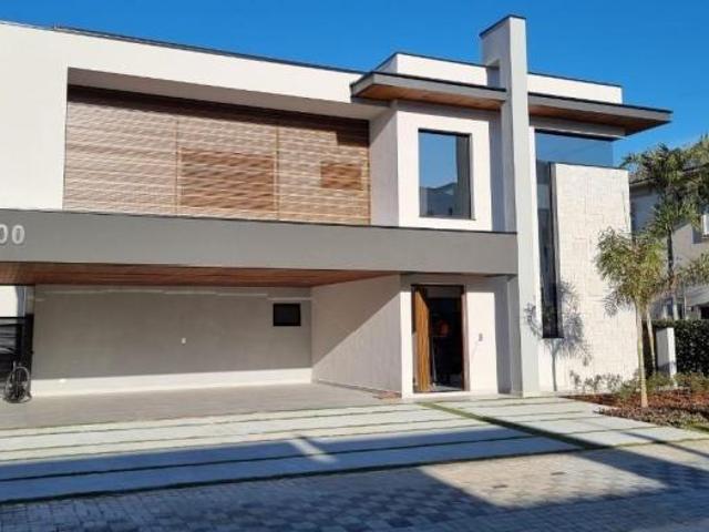 Casa à venda em Urbanova
