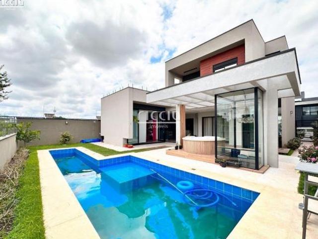 Casa à venda em Urbanova