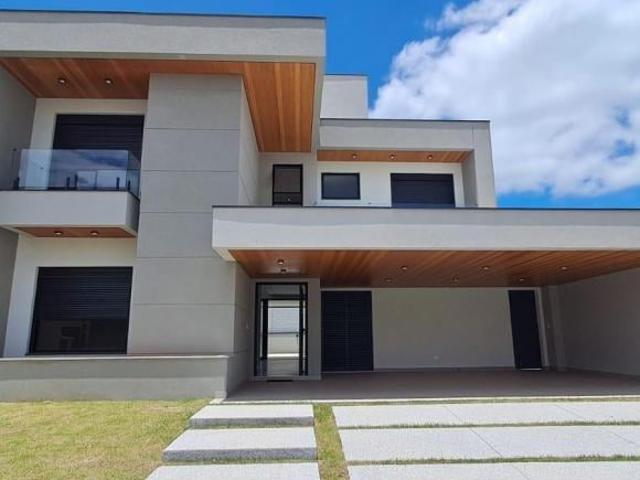 Casa à venda em Urbanova