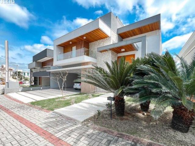 Casa à venda em Urbanova