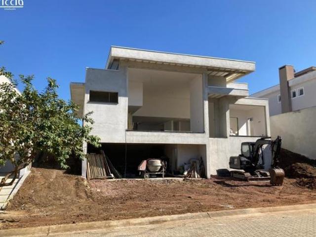 Casa à venda em Urbanova