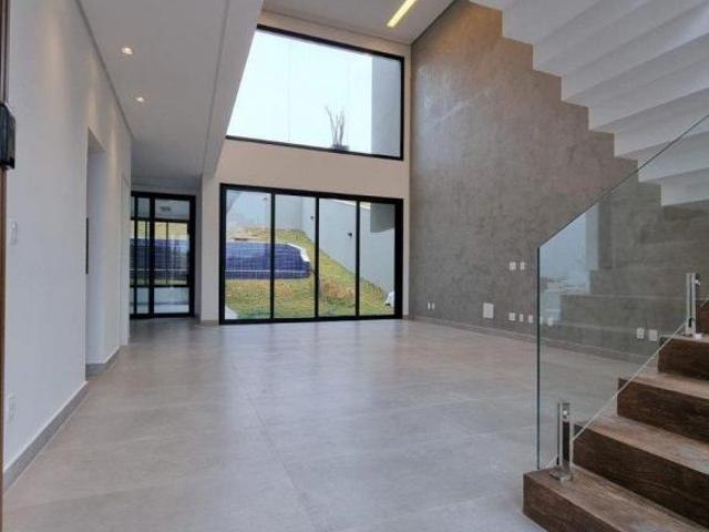 Casa à venda em Urbanova