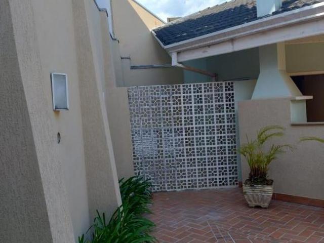 Casa à venda em Urbanova