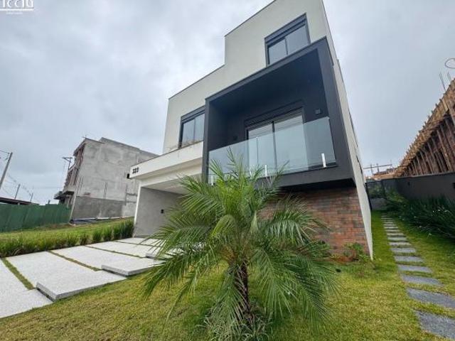 Casa à venda em Urbanova