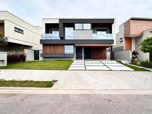 Casa à venda em Urbanova
