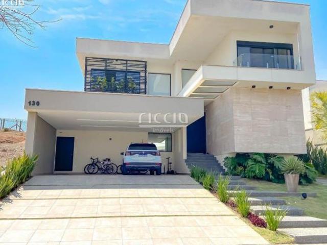 Casa à venda em Urbanova