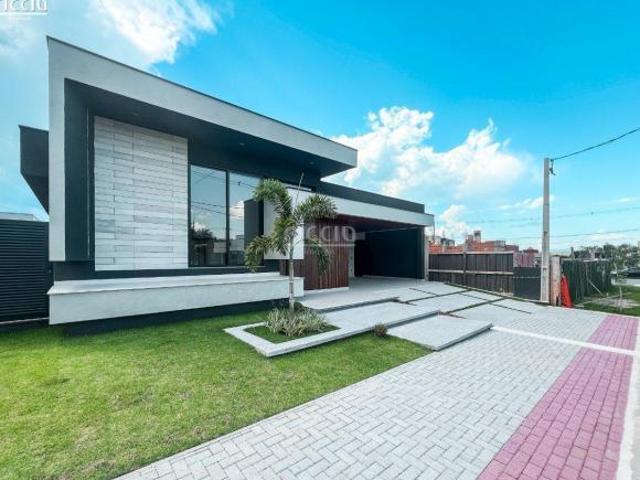 Casa à venda em Urbanova